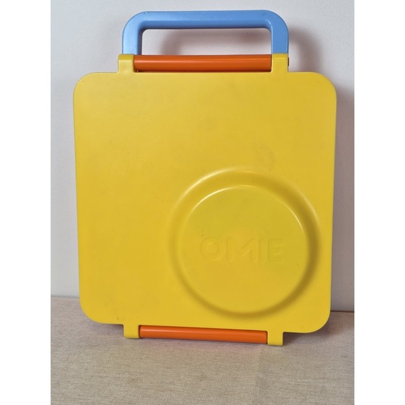 omielife | Kitchen | Omie Box Insulated Lunchbox Orange Yellow Blue ...